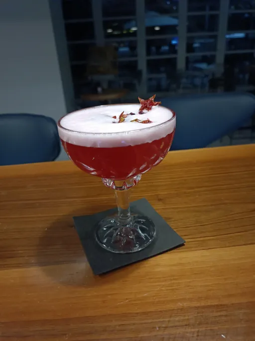 Red Star Cocktail Recipe | Master Bartender