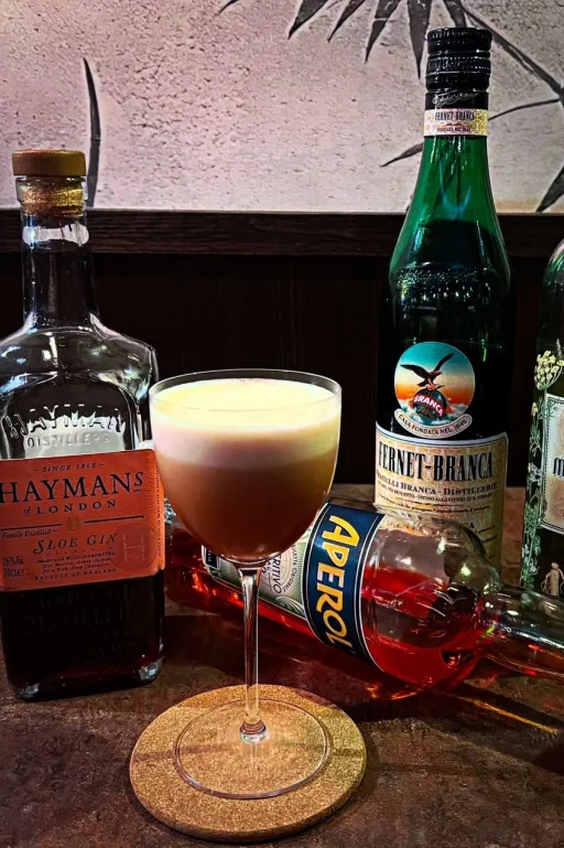Lost In Beauty Cocktail Recipe | Master Bartender