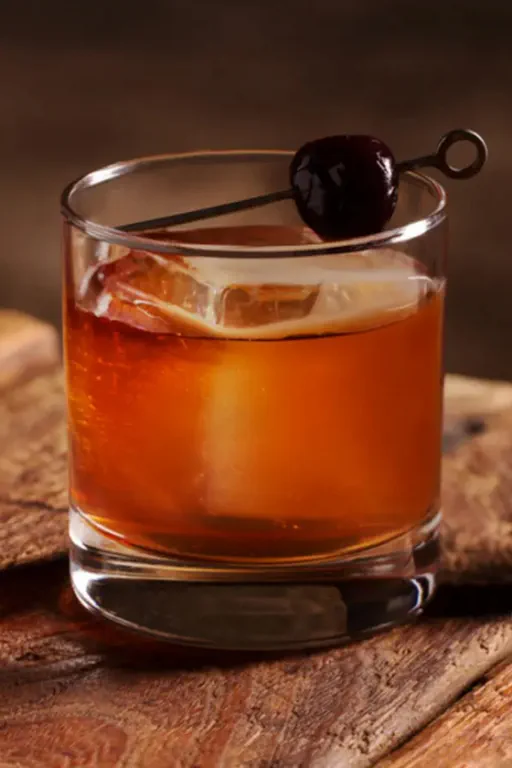 Passing The Bar Cocktail Recipe | Discerning Drinker