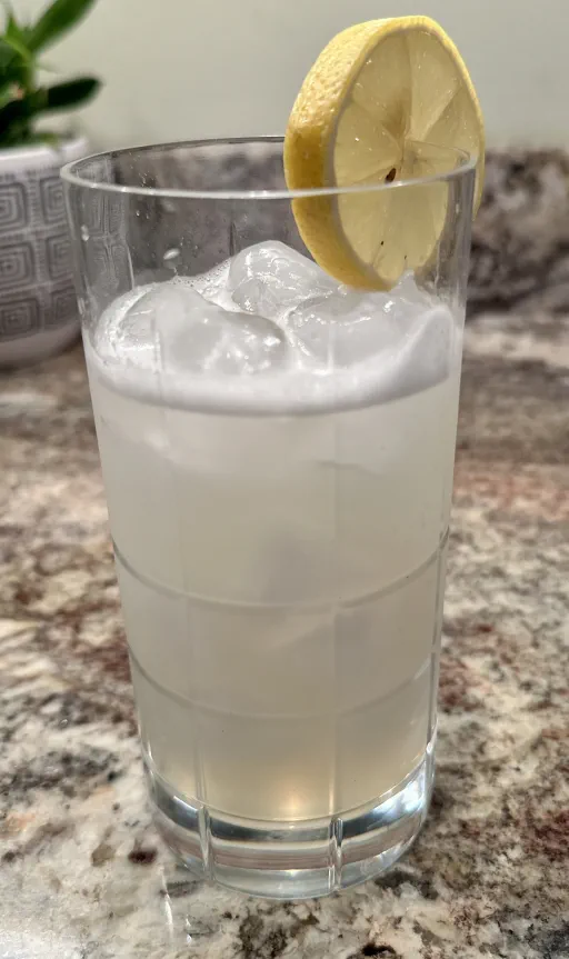 Victorian Lemon Fizz Cocktail Recipe | Discerning Drinker
