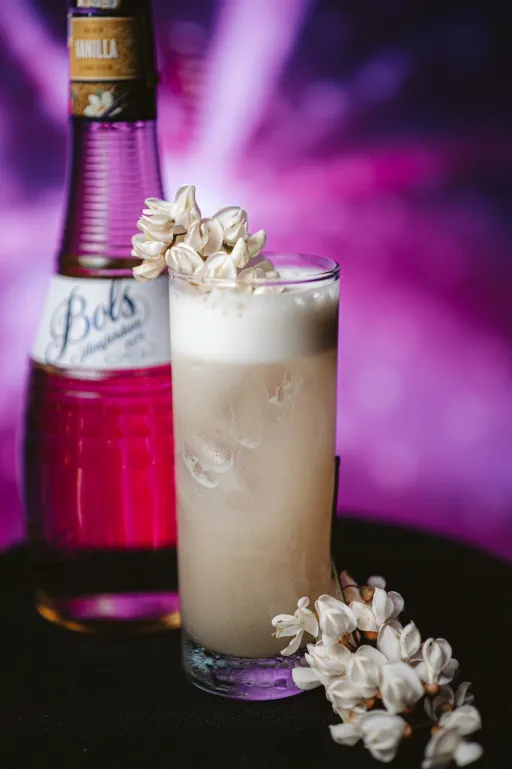 Funky Floral Fizz Cocktail Recipe | Master Bartender