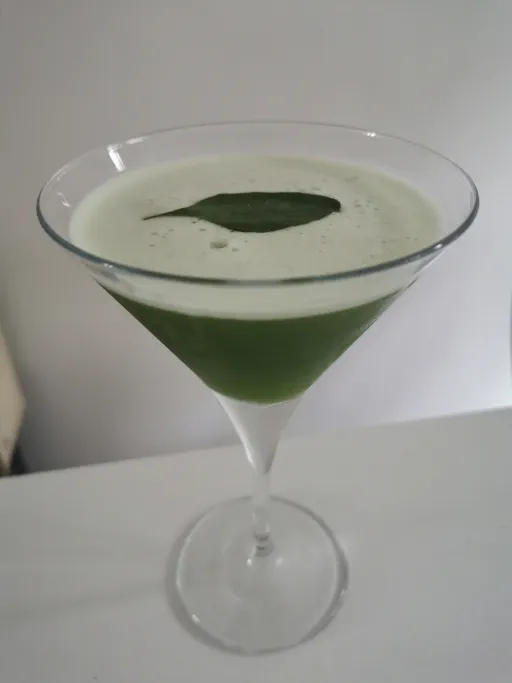 The Green King Cocktail Recipe | Discerning Drinker