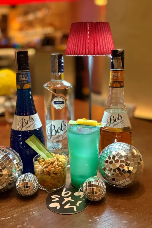 Batavia Tropic Cocktail Recipe | Master Bartender