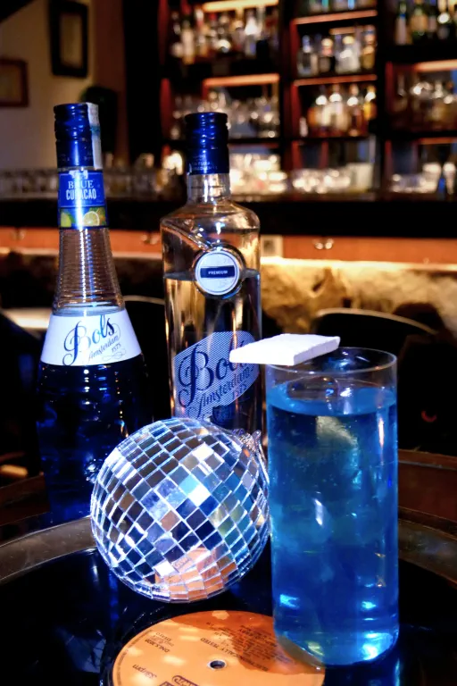 Break A Bit Cocktail Recipe | Master Bartender