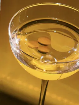 Rabbit Hole Cocktail Recipe | Master Bartender