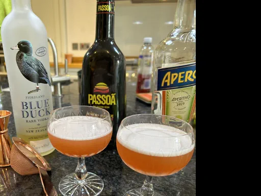 Whio Passion (pronounced 'fio') Cocktail Recipe | Discerning Drinker