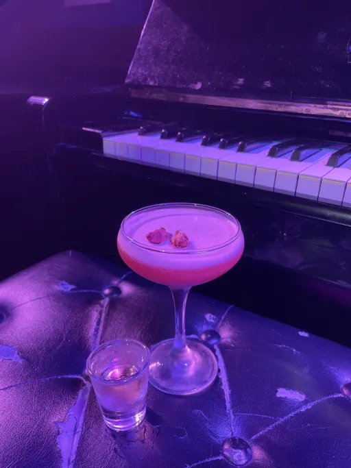 Peek-a-boo Martini Cocktail Recipe | Master Bartender